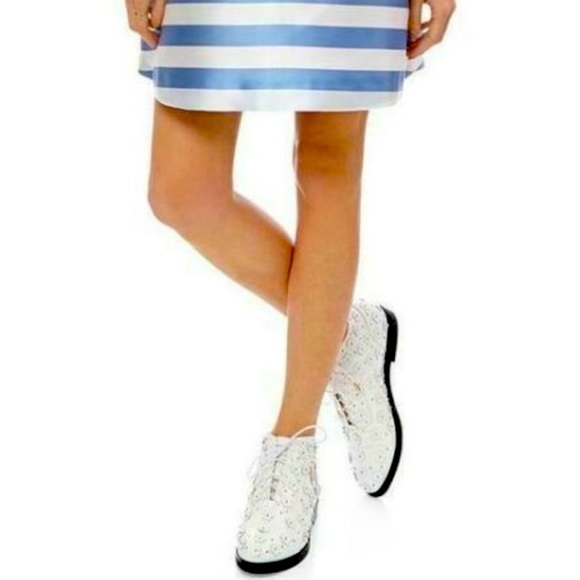 Isa Tapia | Shoes | Isa Tapia Winston White Leather Flowers Lace Up ...